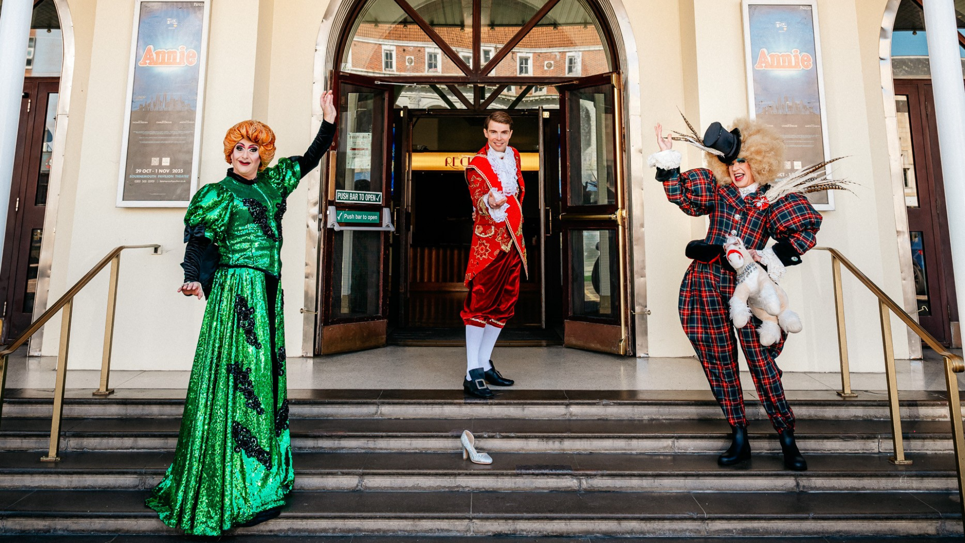 The pantomime launch that stopped the town! | Bournemouth Pavilion Theatre