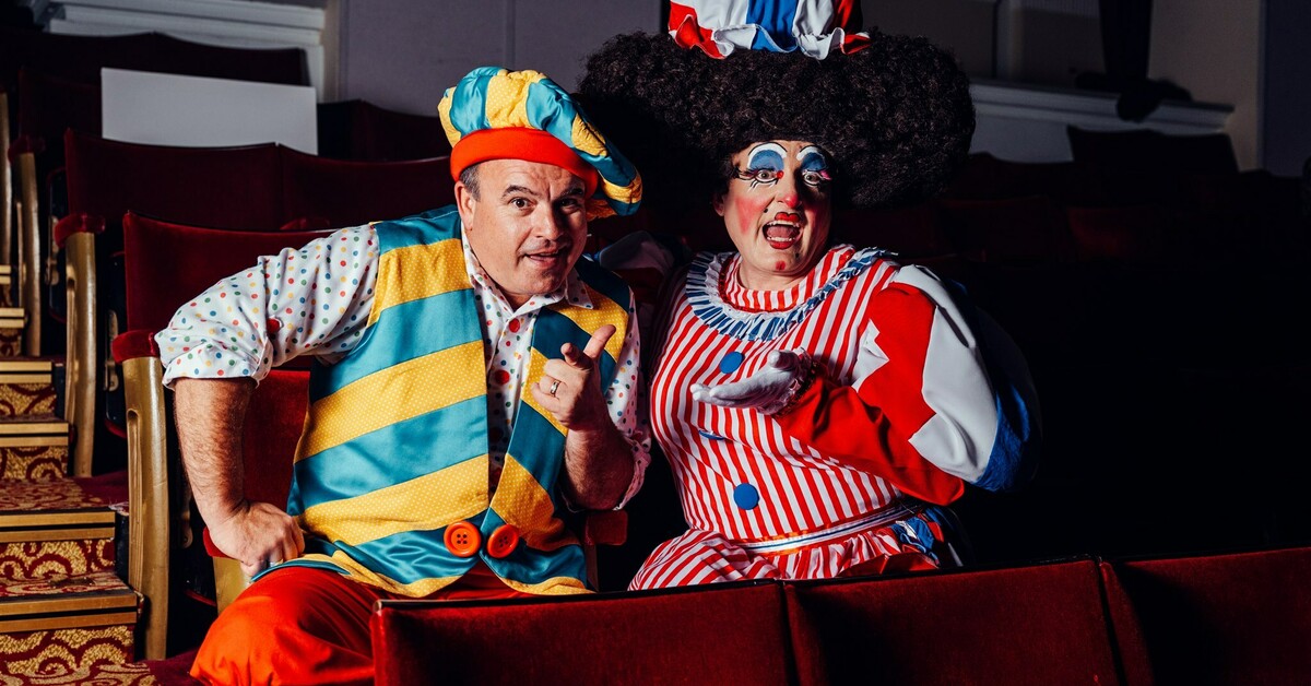 Why Is Pantomime Important For Schools? | Bournemouth Pavilion Theatre