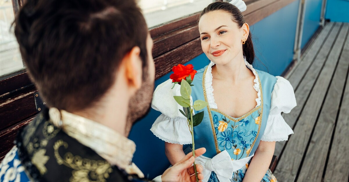 Ten key ingredients that make up a great pantomime | Bournemouth ...