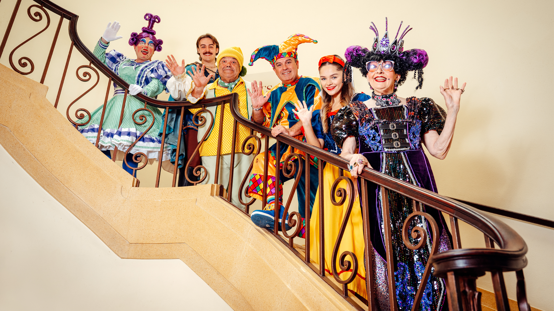 Essential Design Features of a Classic Pantomime | Bournemouth Pavilion ...