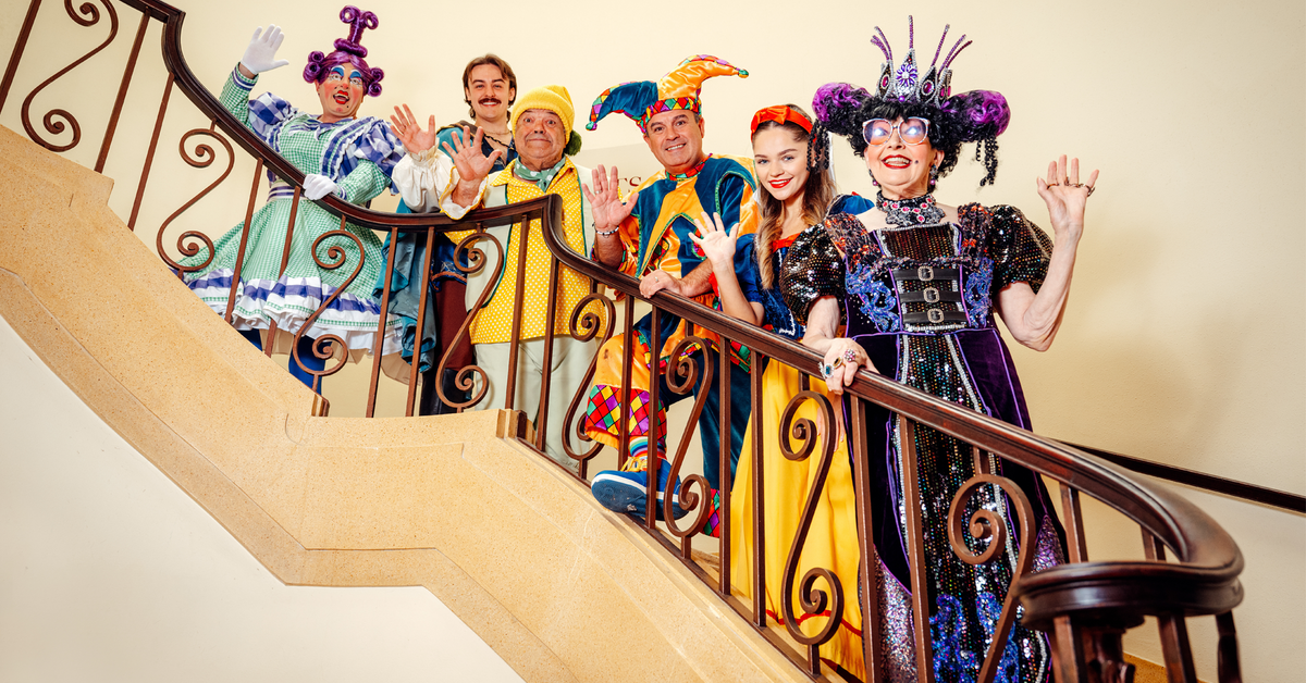Essential Design Features of a Classic Pantomime | Bournemouth Pavilion ...