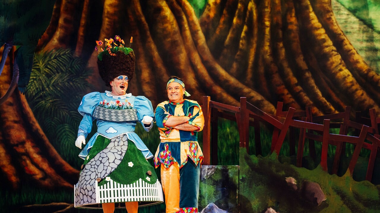 The importance of panto for school children | Bournemouth Pavilion Theatre