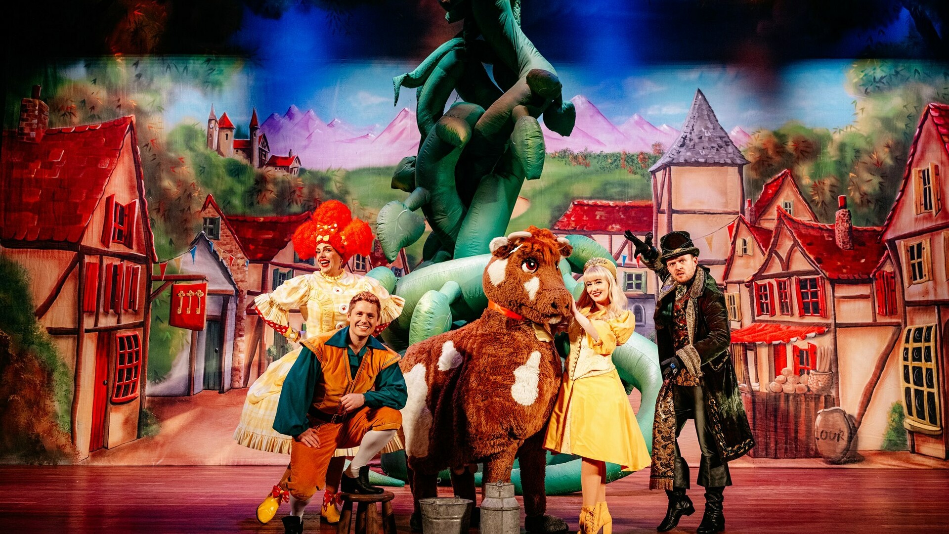 10 things you didn't know about pantomime | Bournemouth Pavilion Theatre
