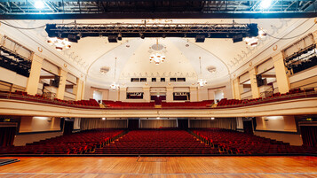 Janette Manrara to star as 'Roxie Hart' in CHICAGO! | Bournemouth ...