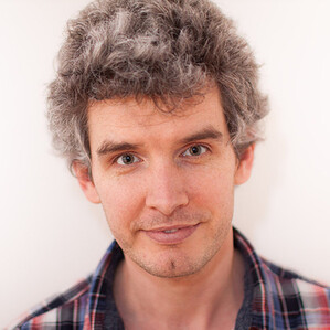 TV & radio star Adam Bloom set to perform at LOL Comedy Club this ...